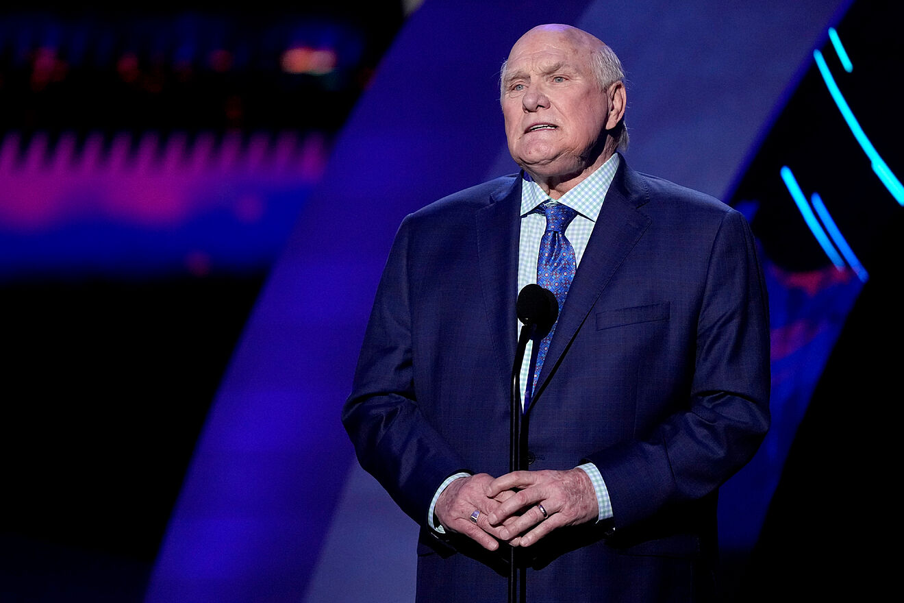 Fans question Terry Bradshaw's future after latest bizarre on-air mix ...