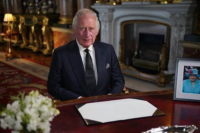 The delicacy banned from the palace menu by King Charles III | Marca
