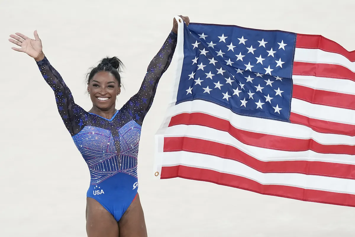 Fans rave about Simone Biles at Paris 2024 Olympics, the GOAT of ...