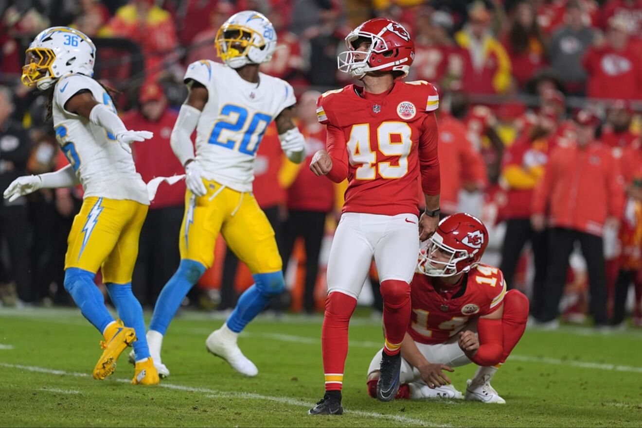 Andy Reid releases the kicker who secured the Chiefs' most recent win ...