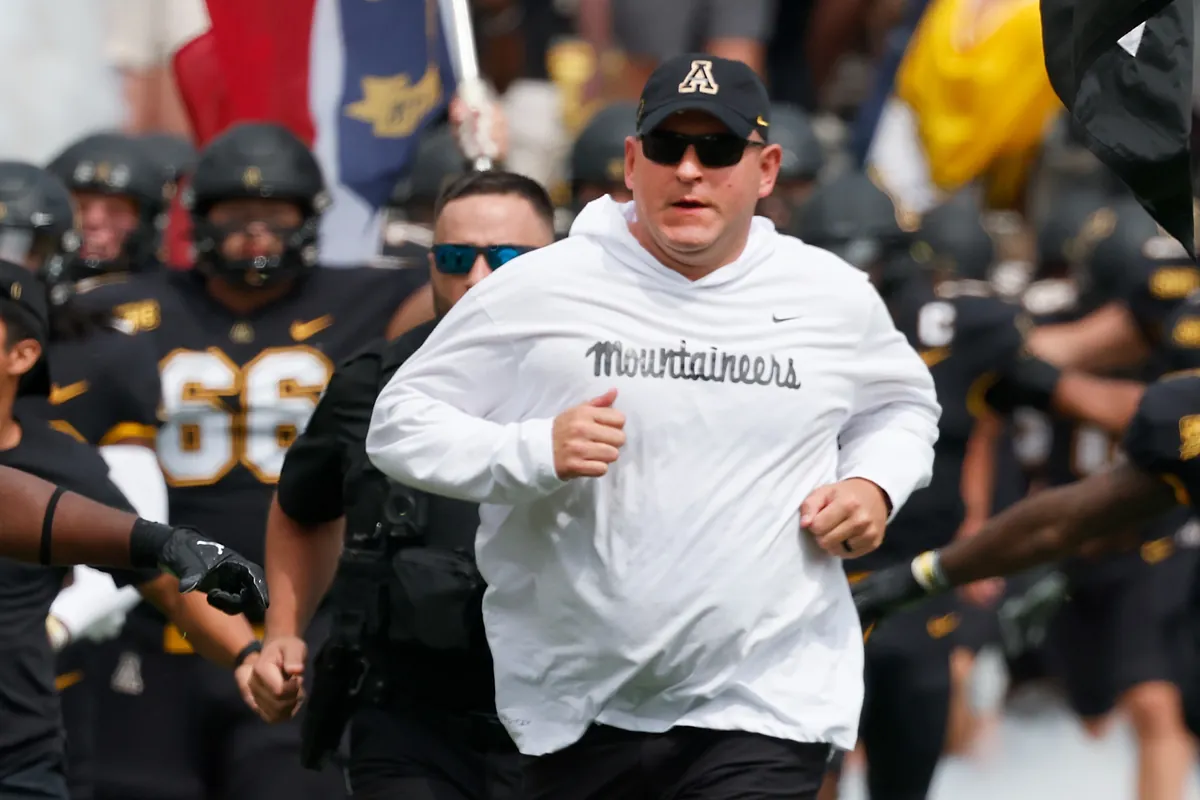 Shawn Clark's Cause of Death: UCF coach dies Sunday after several days ...